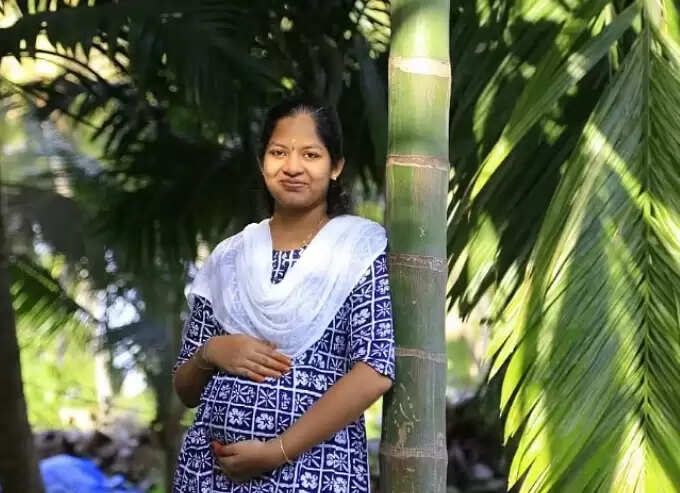 பெரும் சோகம்.. தாய்ப்பால் கொடுத்த போது இளம்பெண் சரிந்து விழுந்து ...